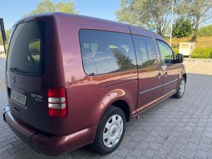 Red Volkswagen Caddy 2014 in Vilnius, with an engine capacity of 1.97 L and mileage of 192 thousand km for 8349 €, photo 4 on AUTOMOTO.COM.LV