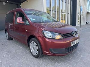 Red Volkswagen Caddy 2014 in Vilnius, with an engine capacity of 1.97 L and mileage of 192 thousand km for 8349 €, photo 6 on AUTOMOTO.COM.LV