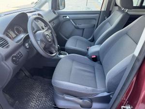 Red Volkswagen Caddy 2014 in Vilnius, with an engine capacity of 1.97 L and mileage of 192 thousand km for 8349 €, photo 19 on AUTOMOTO.COM.LV