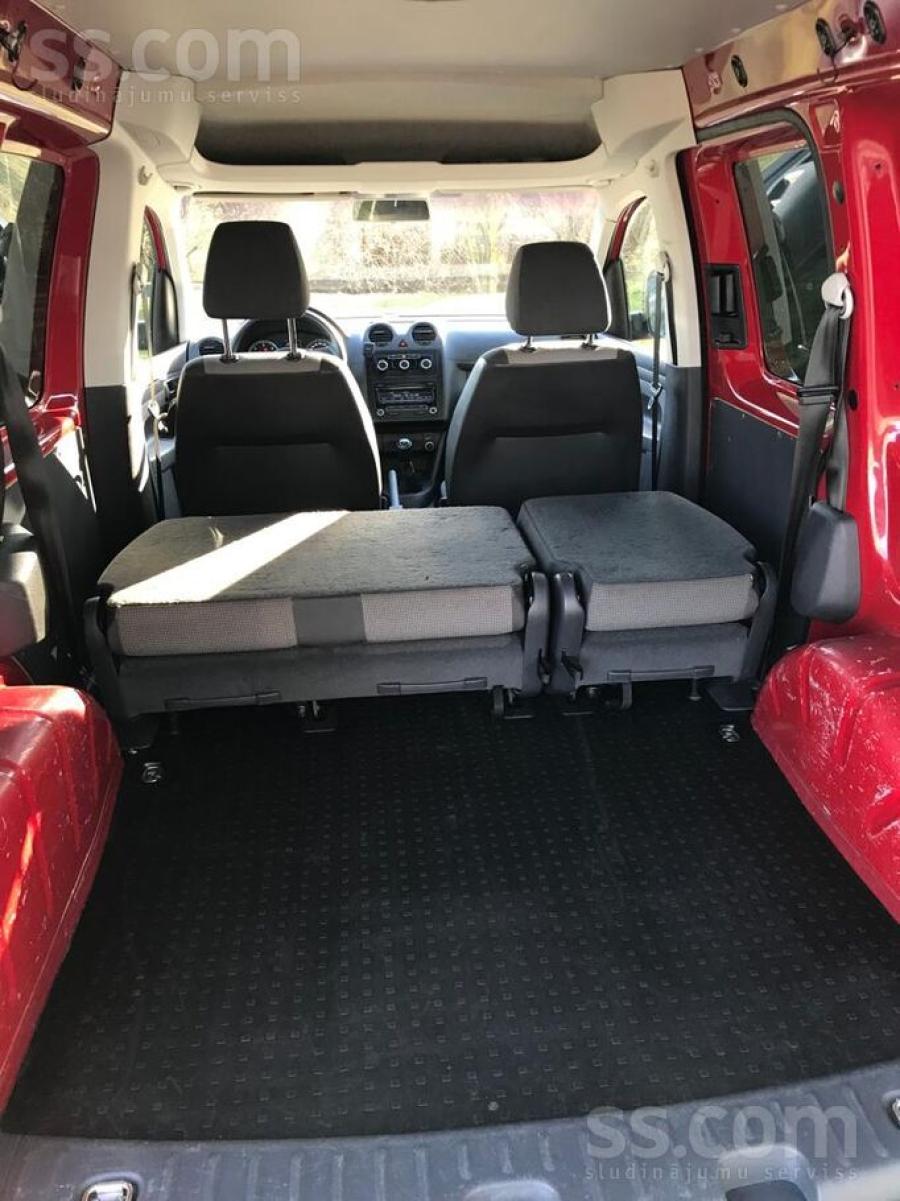 Sarkans Volkswagen Caddy 2014 Dobele, ar dzinēja tilpumu 1.60 L un nobraukumu 390 tūkst. km par 4500 €, foto 8 vietnē AUTOMOTO.COM.LV