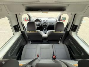 Red Volkswagen Caddy 2014 in Kaunas, with an engine capacity of 1.60 L and mileage of 230 thousand km for 6190 €, photo 24 on AUTOMOTO.COM.LV