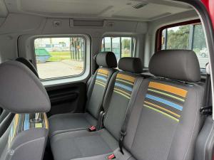 Red Volkswagen Caddy 2014 in Kaunas, with an engine capacity of 1.60 L and mileage of 230 thousand km for 6190 €, photo 26 on AUTOMOTO.COM.LV