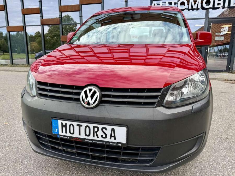 Red Volkswagen Caddy 2014 in Kaunas, with an engine capacity of 1.60 L and mileage of 230 thousand km for 6190 €, photo 30 on AUTOMOTO.COM.LV