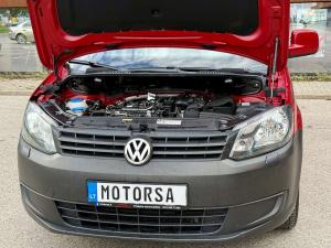 Red Volkswagen Caddy 2014 in Kaunas, with an engine capacity of 1.60 L and mileage of 230 thousand km for 6190 €, photo 31 on AUTOMOTO.COM.LV