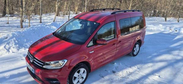 Sarkans Volkswagen Caddy 2016 Tauragė, ar dzinēja tilpumu 2.00 L un nobraukumu 250 tūkst. km par 10350 €, foto 1 vietnē AUTOMOTO.COM.LV