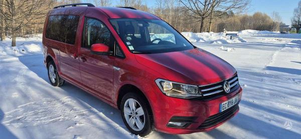 Sarkans Volkswagen Caddy 2016 Tauragė, ar dzinēja tilpumu 2.00 L un nobraukumu 250 tūkst. km par 10350 €, foto 10 vietnē AUTOMOTO.COM.LV