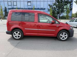 Red Volkswagen Caddy 2016 in Panevezys, with an engine capacity of 1.97 L and mileage of 284 thousand km for 7250 €, photo 11 on AUTOMOTO.COM.LV