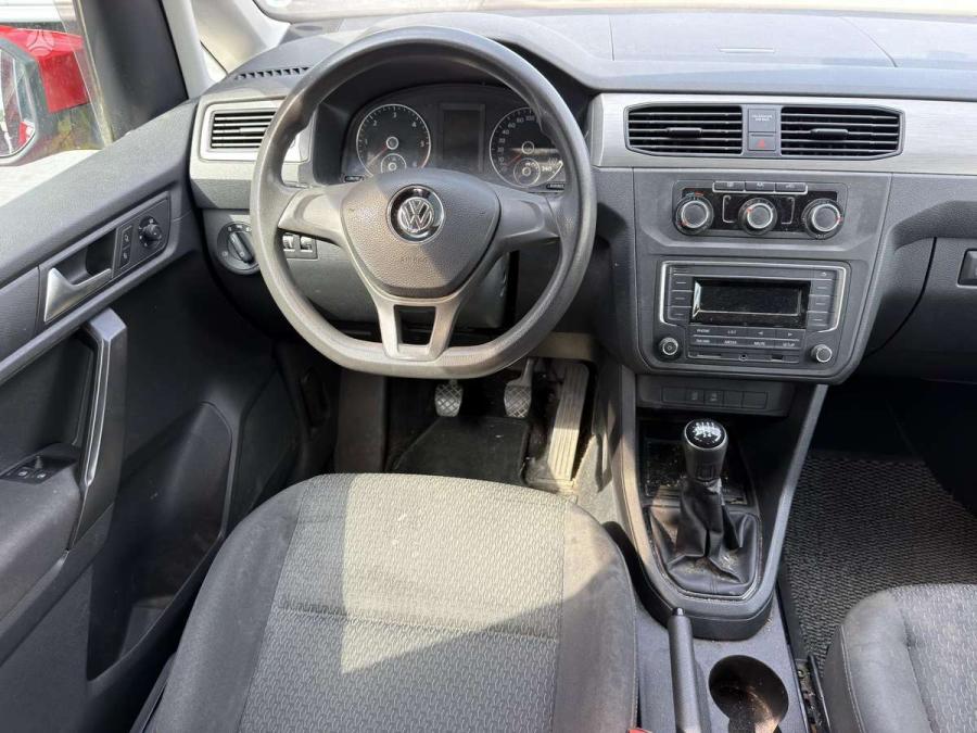 Red Volkswagen Caddy 2016 in Panevezys, with an engine capacity of 1.97 L and mileage of 284 thousand km for 7250 €, photo 16 on AUTOMOTO.COM.LV