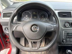 Red Volkswagen Caddy 2016 in Panevezys, with an engine capacity of 1.97 L and mileage of 284 thousand km for 7250 €, photo 21 on AUTOMOTO.COM.LV