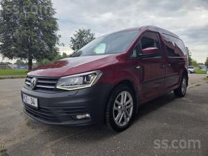 Red Volkswagen Caddy 2016 in Riga, with an engine capacity of 2.00 L and mileage of 370 thousand km for 12000 €, photo 3 on AUTOMOTO.COM.LV