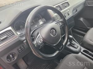 Red Volkswagen Caddy 2016 in Riga, with an engine capacity of 2.00 L and mileage of 370 thousand km for 12000 €, photo 13 on AUTOMOTO.COM.LV
