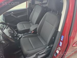 Red Volkswagen Caddy 2016 in Riga, with an engine capacity of 2.00 L and mileage of 370 thousand km for 12000 €, photo 15 on AUTOMOTO.COM.LV