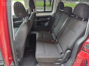Red Volkswagen Caddy 2016 in Riga, with an engine capacity of 2.00 L and mileage of 370 thousand km for 12000 €, photo 16 on AUTOMOTO.COM.LV