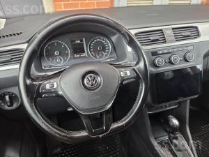 Red Volkswagen Caddy 2016 in Riga, with an engine capacity of 2.00 L and mileage of 370 thousand km for 12000 €, photo 20 on AUTOMOTO.COM.LV