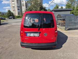 Red Volkswagen Caddy 2016 in Riga, with an engine capacity of 2.00 L and mileage of 269 thousand km for 6990 €, photo 8 on AUTOMOTO.COM.LV