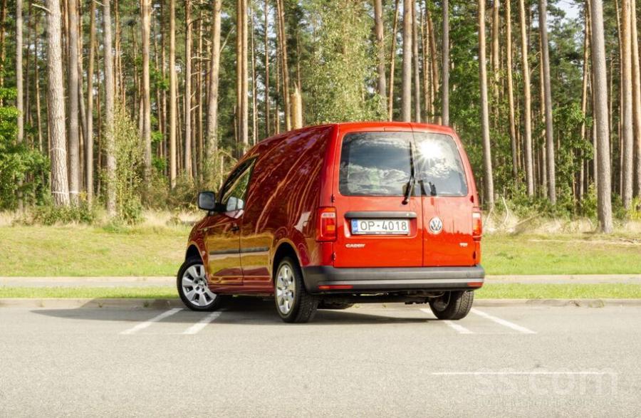 Sarkans Volkswagen Caddy 2016 Rīga, ar dzinēja tilpumu 2.00 L un nobraukumu 269 tūkst. km par 6990 €, foto 9 vietnē AUTOMOTO.COM.LV