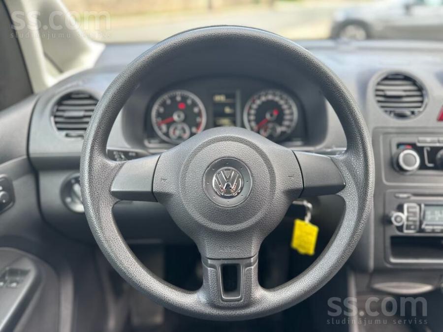 Sarkans Volkswagen Caddy 2016 Ogre, ar dzinēja tilpumu 1.40 L un nobraukumu 197 tūkst. km par 6495 €, foto 13 vietnē AUTOMOTO.COM.LV