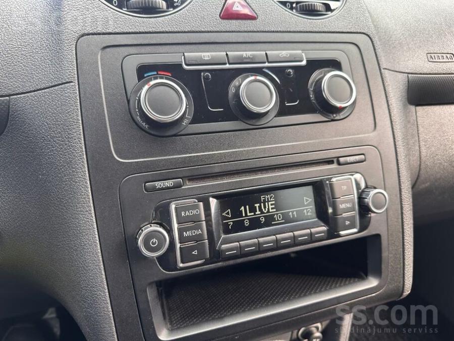 Sarkans Volkswagen Caddy 2016 Ogre, ar dzinēja tilpumu 1.40 L un nobraukumu 197 tūkst. km par 6495 €, foto 15 vietnē AUTOMOTO.COM.LV