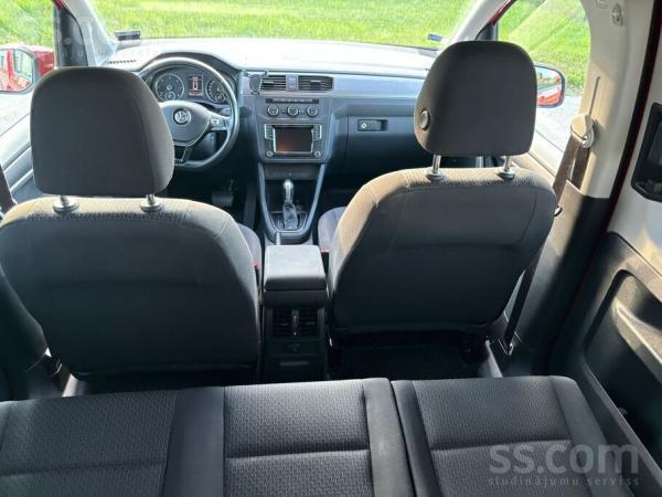 Red Volkswagen Caddy 2017 in Riga, with an engine capacity of 2.00 L and mileage of 240 thousand km for 13140 €, photo 5 on AUTOMOTO.COM.LV