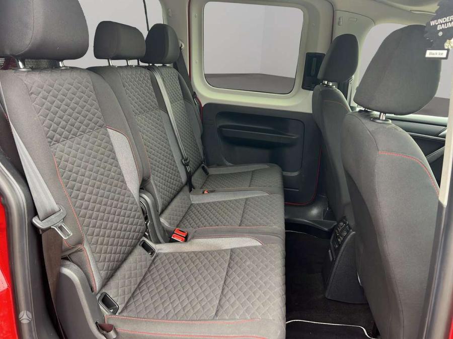 Sarkans Volkswagen Caddy 2018 Kauņa, ar dzinēja tilpumu 2.00 L un nobraukumu 246 tūkst. km par 13999 €, foto 10 vietnē AUTOMOTO.COM.LV