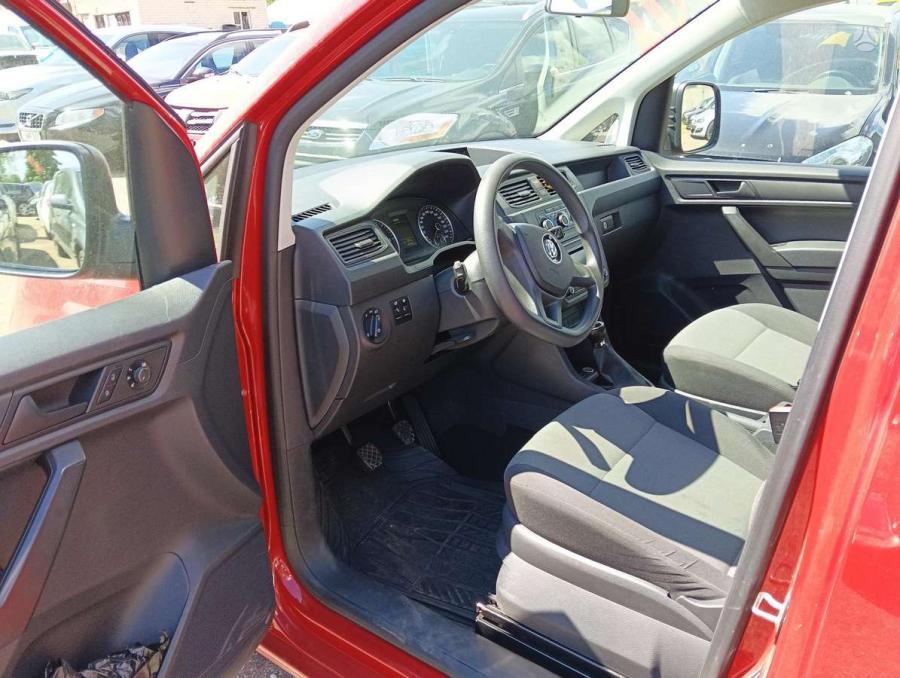 Sarkans Volkswagen Caddy 2018 Marijampole, ar dzinēja tilpumu 1.97 L un nobraukumu 498 tūkst. km par 6750 €, foto 12 vietnē AUTOMOTO.COM.LV