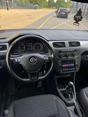 Red Volkswagen Caddy 2018 in Jonava, with an engine capacity of 1.97 L and mileage of 246 thousand km for 13200 €, photo 6 on AUTOMOTO.COM.LV