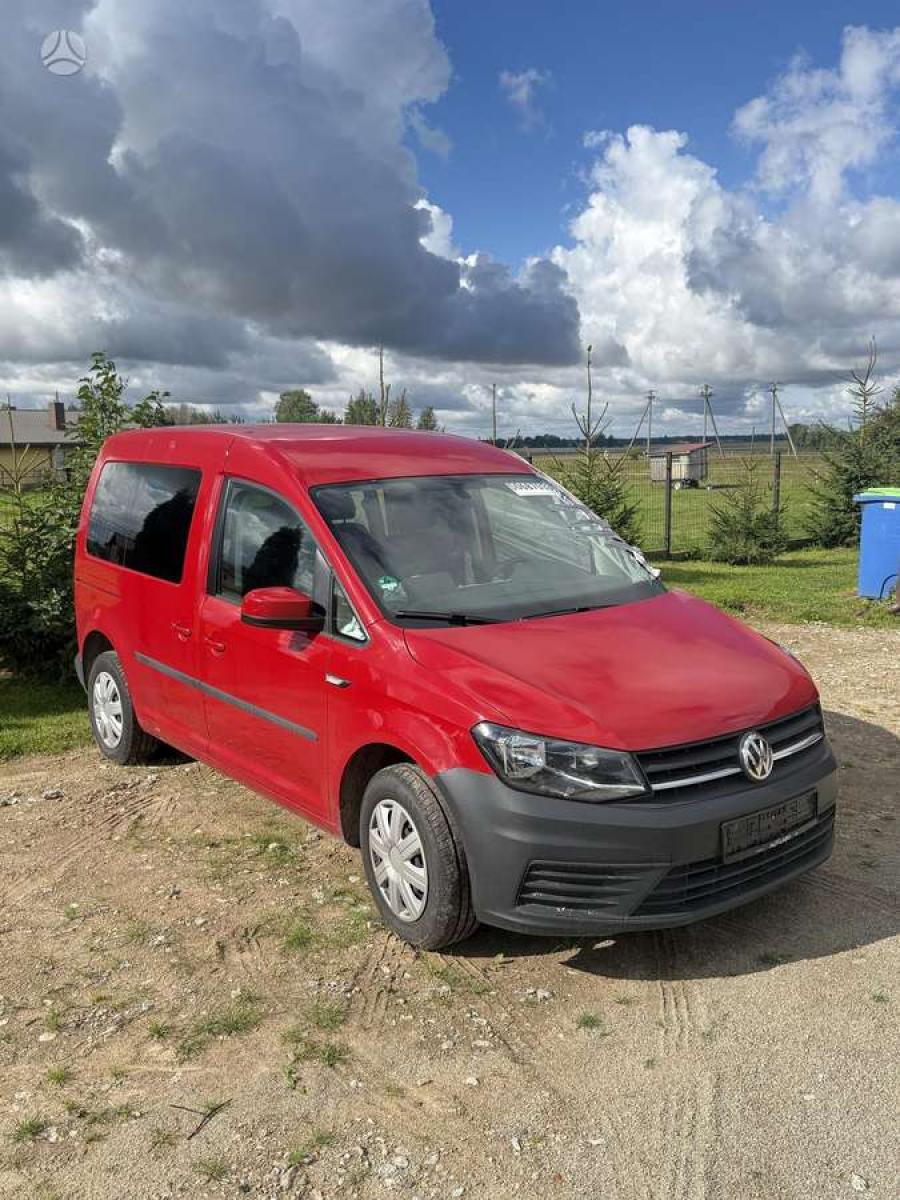 Sarkans Volkswagen Caddy 2019 Šauļi, ar dzinēja tilpumu 1.00 L un nobraukumu 160 tūkst. km par 3400 €, foto 1 vietnē AUTOMOTO.COM.LV