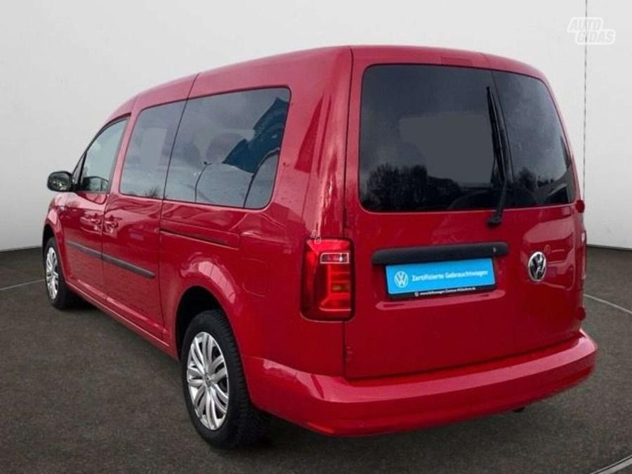 Red Volkswagen Caddy 2020 in Kaunas, with an engine capacity of 2.00 L and mileage of 31 thousand km for 33209 €, photo 4 on AUTOMOTO.COM.LV