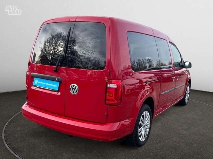 Red Volkswagen Caddy 2020 in Kaunas, with an engine capacity of 2.00 L and mileage of 31 thousand km for 33209 €, photo 6 on AUTOMOTO.COM.LV