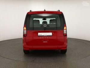 Red Volkswagen Caddy 2021 in Kaunas, with an engine capacity of 1.50 L and mileage of 74 thousand km for 26510 €, photo 4 on AUTOMOTO.COM.LV