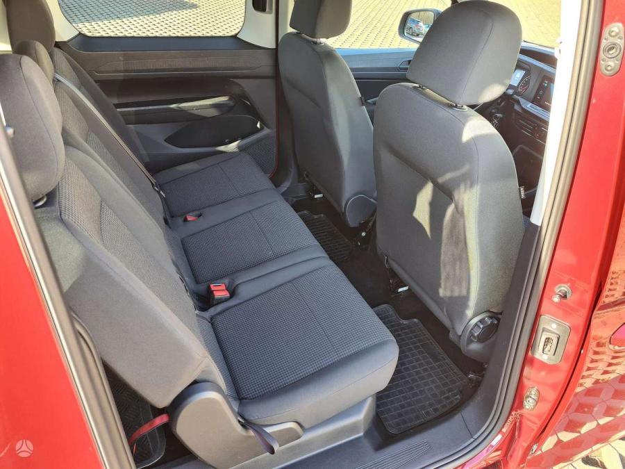 Sarkans Volkswagen Caddy 2021 Kauņa, ar dzinēja tilpumu 2.00 L un nobraukumu 219 tūkst. km par 16650 €, foto 16 vietnē AUTOMOTO.COM.LV