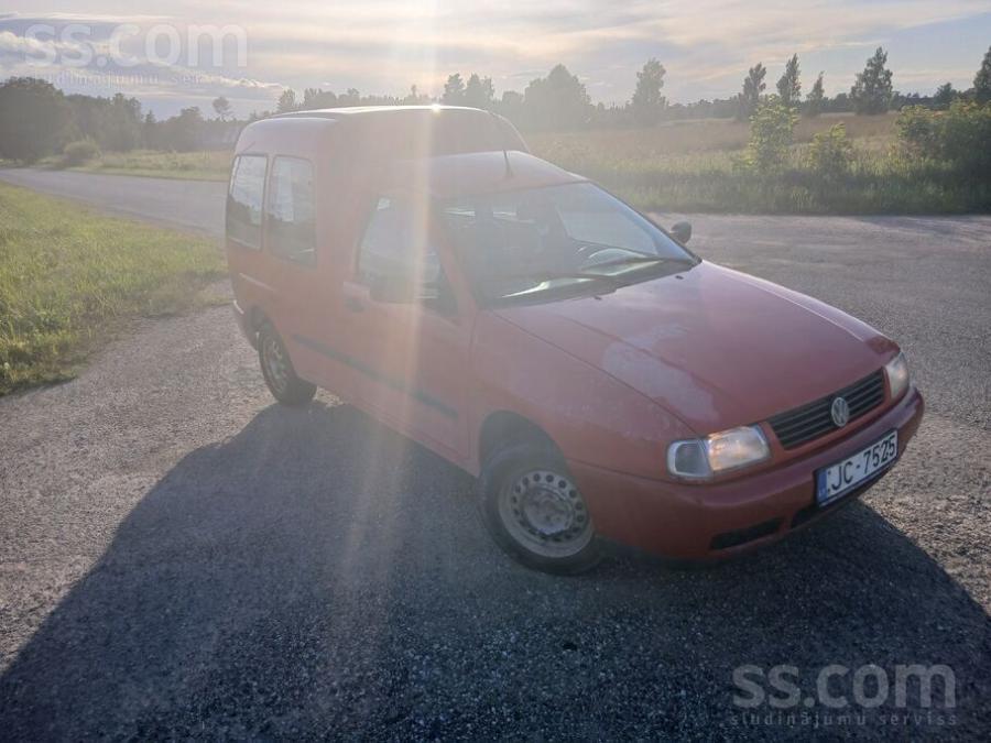 Red Volkswagen Caddy 2002 in Limbazi, with an engine capacity of 1.90 L and mileage of 64 thousand km for 1250 €, photo 3 on AUTOMOTO.COM.LV