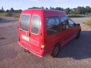 Red Volkswagen Caddy 2002 in Limbazi, with an engine capacity of 1.90 L and mileage of 64 thousand km for 1250 €, photo 4 on AUTOMOTO.COM.LV