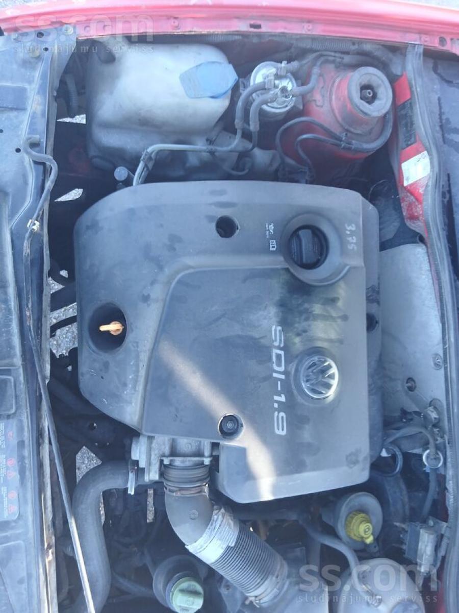 Red Volkswagen Caddy 2002 in Limbazi, with an engine capacity of 1.90 L and mileage of 64 thousand km for 1250 €, photo 7 on AUTOMOTO.COM.LV