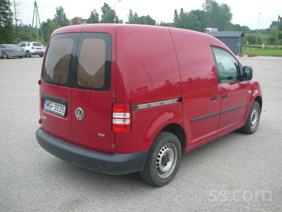 Red Volkswagen Caddy 2013 in Cesis, with an engine capacity of 1.60 L and mileage of 0 thousand km for 2450 €, photo 4 on AUTOMOTO.COM.LV