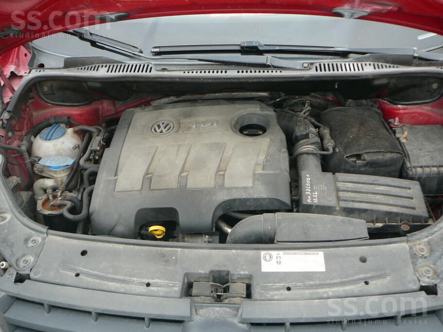 Red Volkswagen Caddy 2013 in Cesis, with an engine capacity of 1.60 L and mileage of 0 thousand km for 2450 €, photo 11 on AUTOMOTO.COM.LV