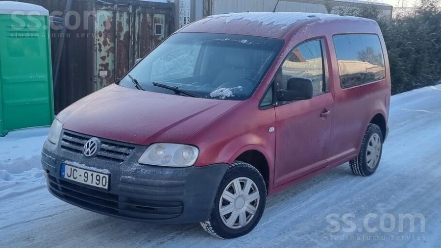 Sarkans Volkswagen Caddy 2005 Cēsis, ar dzinēja tilpumu 2.00 L un nobraukumu 468 tūkst. km par 1700 €, foto 1 vietnē AUTOMOTO.COM.LV