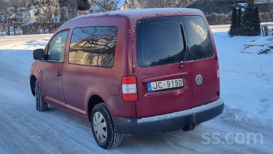 Sarkans Volkswagen Caddy 2005 Cēsis, ar dzinēja tilpumu 2.00 L un nobraukumu 468 tūkst. km par 1700 €, foto 7 vietnē AUTOMOTO.COM.LV