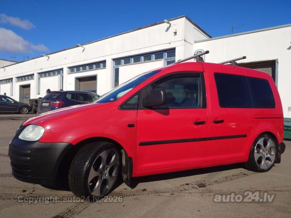Red Volkswagen Caddy 2006 in Tallinn, with an engine capacity of 1.90 L and mileage of 470 thousand km for 2999 €, photo 4 on AUTOMOTO.COM.LV
