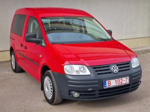 Sarkans Volkswagen Caddy 2007 Ogre, ar dzinēja tilpumu 1.90 L un nobraukumu 226 tūkst. km par 4750 €, foto 4 vietnē AUTOMOTO.COM.LV