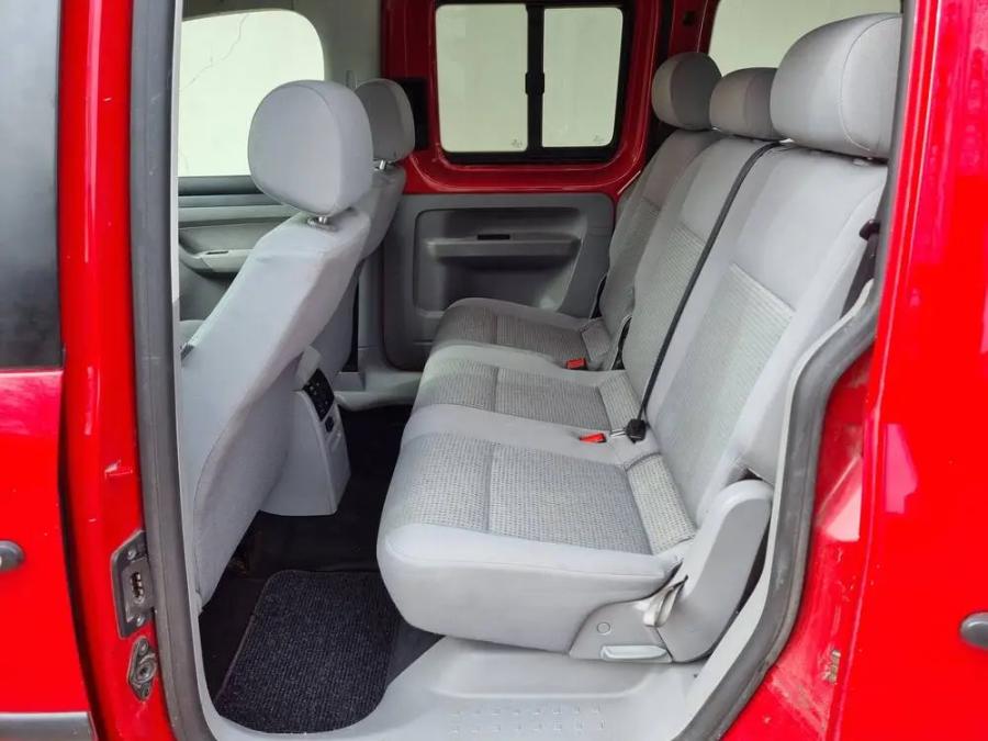 Sarkans Volkswagen Caddy 2007 Ogre, ar dzinēja tilpumu 1.90 L un nobraukumu 226 tūkst. km par 4750 €, foto 13 vietnē AUTOMOTO.COM.LV