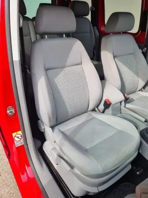Sarkans Volkswagen Caddy 2007 Ogre, ar dzinēja tilpumu 1.90 L un nobraukumu 226 tūkst. km par 4750 €, foto 15 vietnē AUTOMOTO.COM.LV
