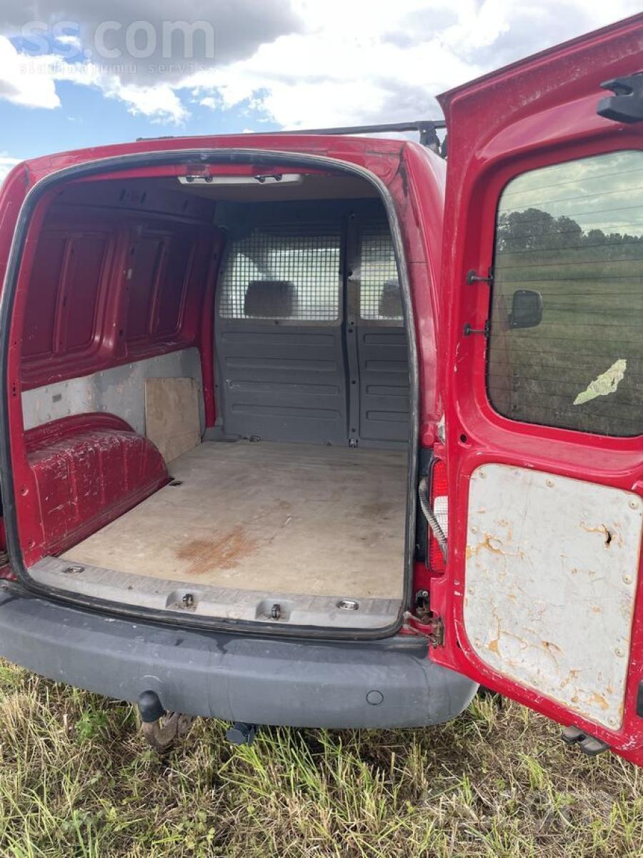 Sarkans Volkswagen Caddy 2007 Jelgava, ar dzinēja tilpumu 1.90 L un nobraukumu 459 tūkst. km par 900 €, foto 4 vietnē AUTOMOTO.COM.LV