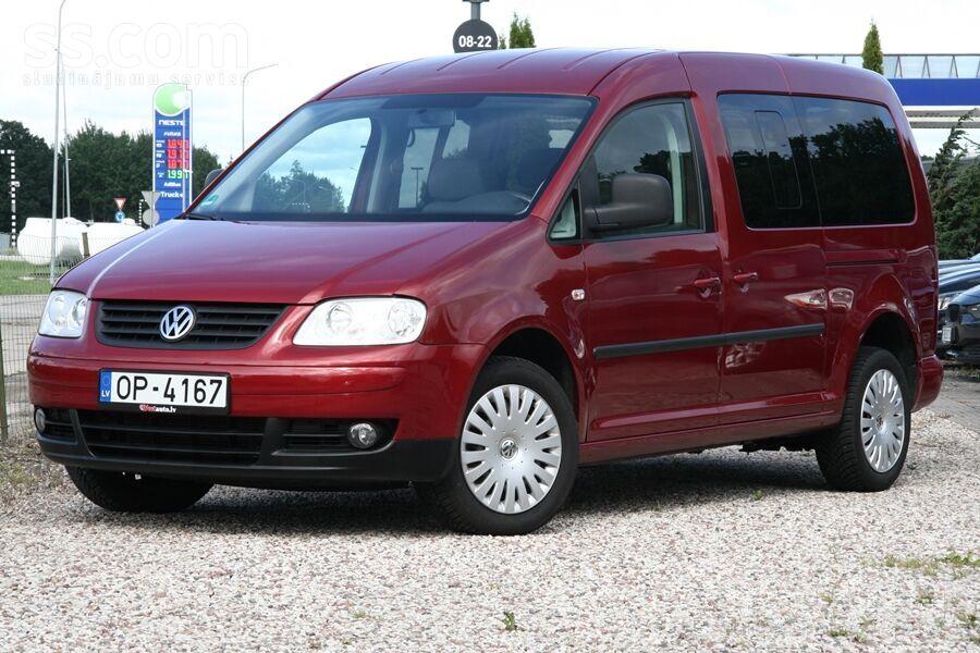 Red Volkswagen Caddy 2009 in Tukums, with an engine capacity of 2.00 L and mileage of 273 thousand km for 5650 €, photo 1 on AUTOMOTO.COM.LV