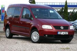 Red Volkswagen Caddy 2009 in Tukums, with an engine capacity of 2.00 L and mileage of 273 thousand km for 5650 €, photo 3 on AUTOMOTO.COM.LV