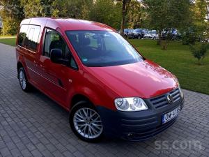 Red Volkswagen Caddy 2010 in Balvi, with an engine capacity of 1.90 L and mileage of 202 thousand km for 5950 €, photo 5 on AUTOMOTO.COM.LV