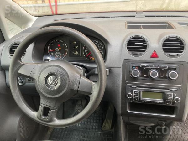 Sarkans Volkswagen Caddy 2011 Jelgava, ar dzinēja tilpumu 1.60 L un nobraukumu 426 tūkst. km par 3000 €, foto 10 vietnē AUTOMOTO.COM.LV
