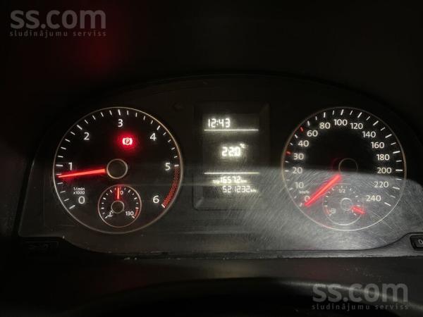 Red Volkswagen Caddy 2014 in Riga, with an engine capacity of 1.60 L and mileage of 521 thousand km for 2300 €, photo 7 on AUTOMOTO.COM.LV