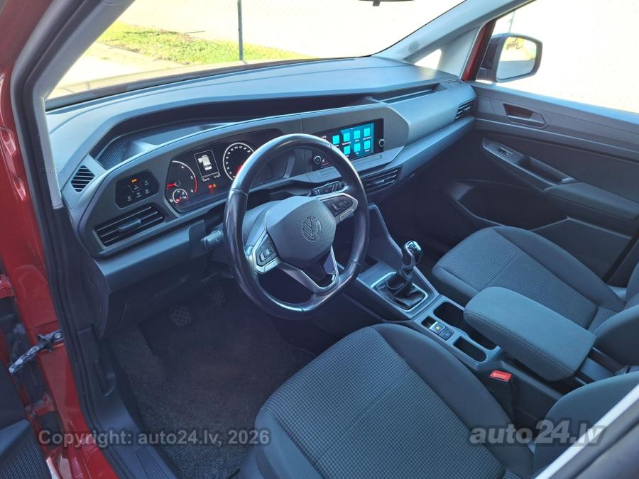 Red Volkswagen Caddy 2021 in Tallinn, with an engine capacity of 2.00 L and mileage of 155 thousand km for 19500 €, photo 12 on AUTOMOTO.COM.LV