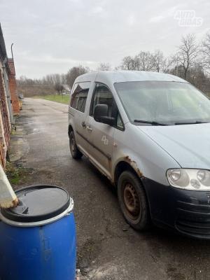 Volkswagen Caddy 2005 in Panevezys, with an engine capacity of 1.90 L and mileage of 433 thousand km for 450 €, photo 2 on AUTOMOTO.COM.LV